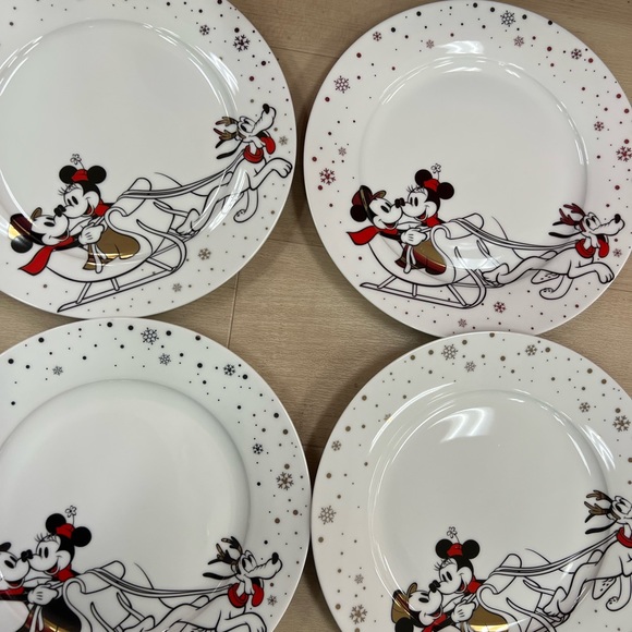 Disney | Other | 4 Disney Plates Dinner 1 | Poshmark
